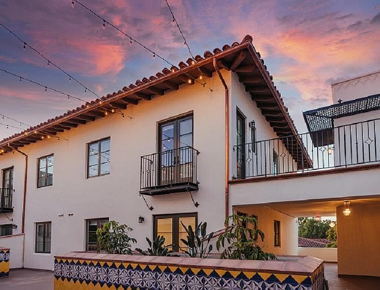 112 E Ortega St APT 207, Santa Barbara, CA 93101 | Zillow