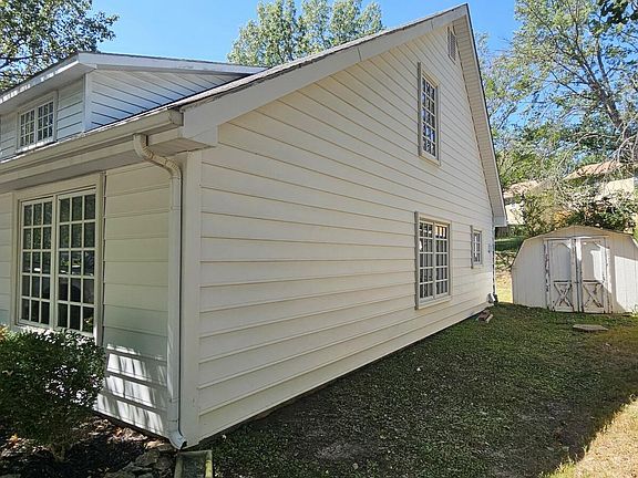 2405 Sequoia Ct, Lawrence, KS 66047 | MLS #160040 | Zillow