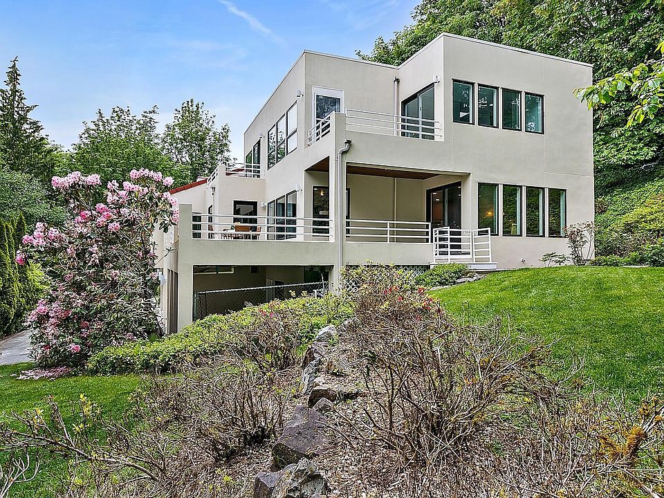 11950 NE 36th Pl, Bellevue, WA 98005 | Zillow