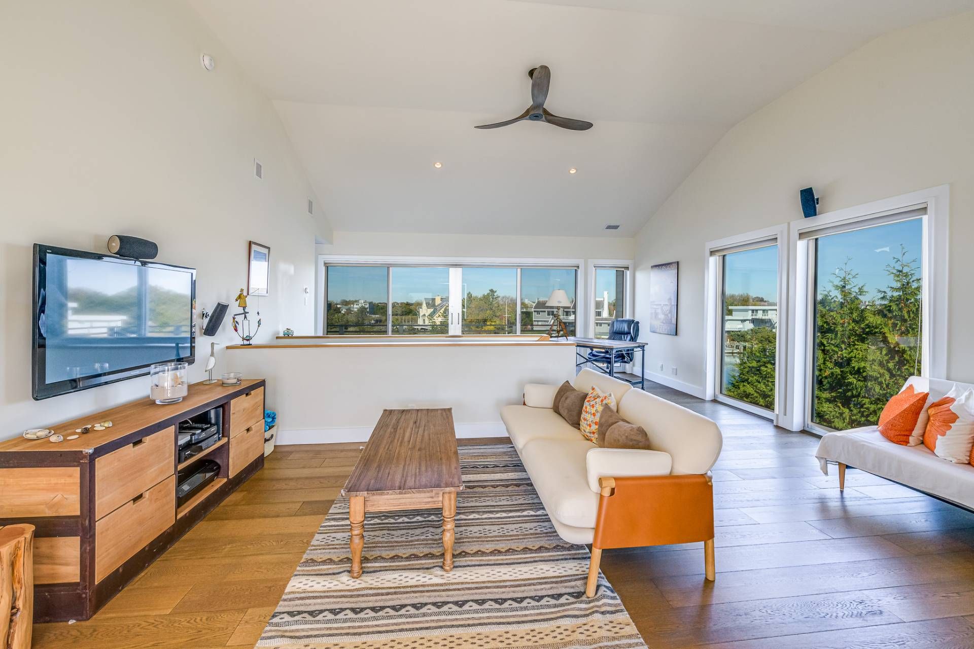 43 Dune Rd, Quogue, NY 11959 | Out East