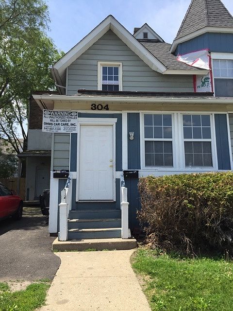 304 Hendee St APT 1, Elgin, IL 60123 | Zillow