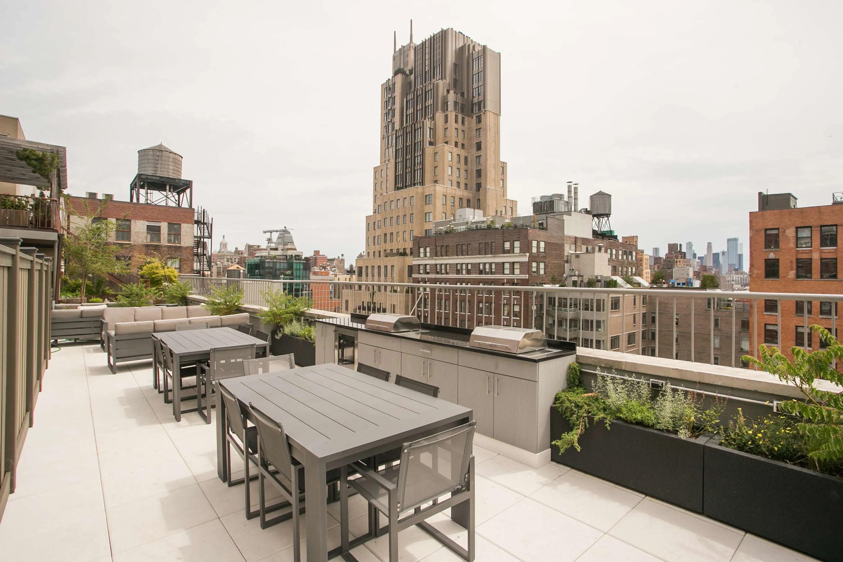 The Grove at 250 West 19th Street in Chelsea : Sales, Rentals ... The Grove at 250 West 19th Street in Chelsea : Sales, Rentals ...