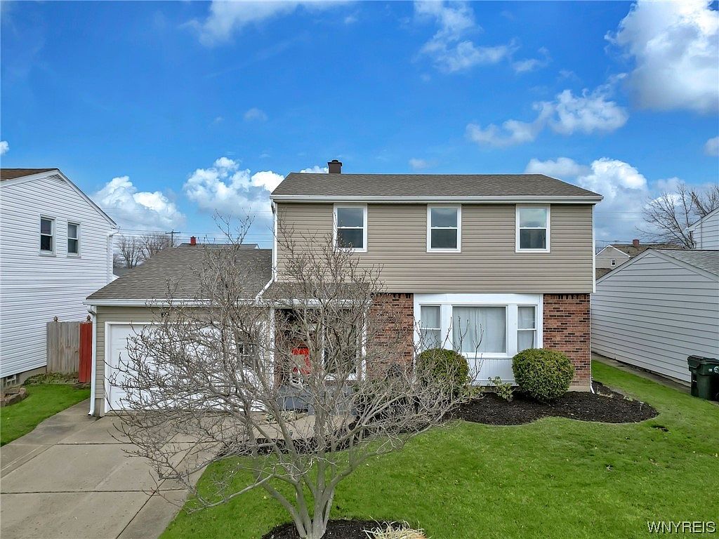 69 Caroline Ln, Depew, NY 14043 | Zillow