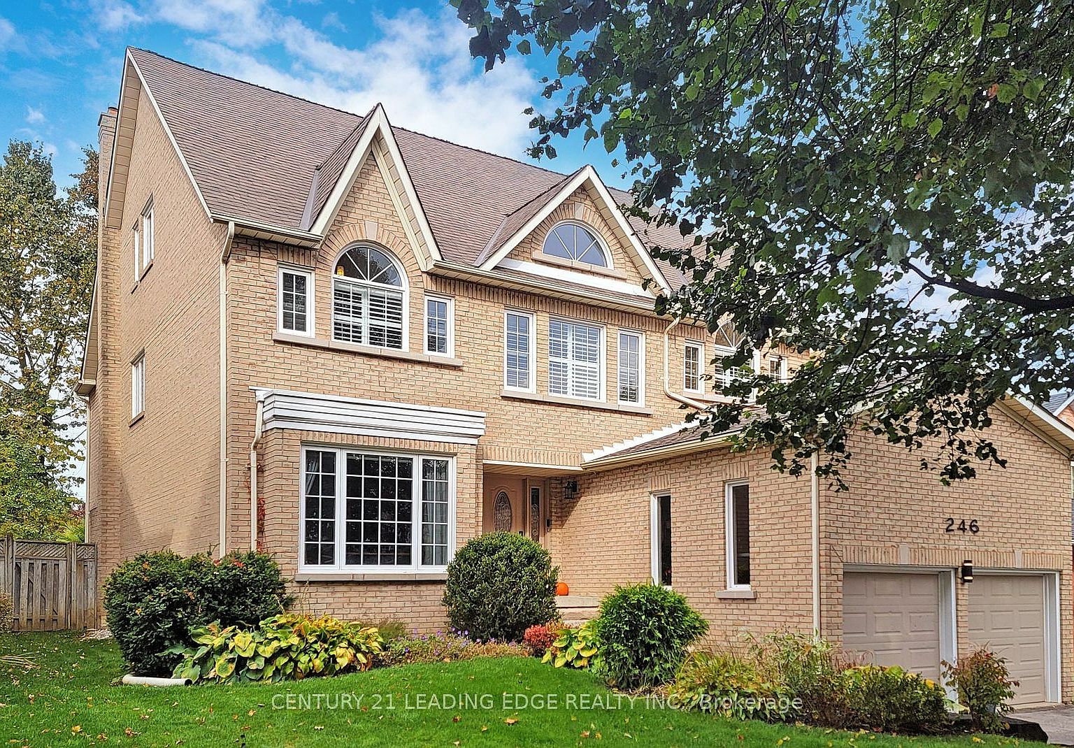 246 Corner Ridge Rd, Aurora, ON L4G 6L6 | Zillow