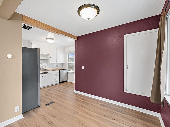 3824 S Sherman St, Spokane, WA 99203 | MLS #202324058 | Zillow