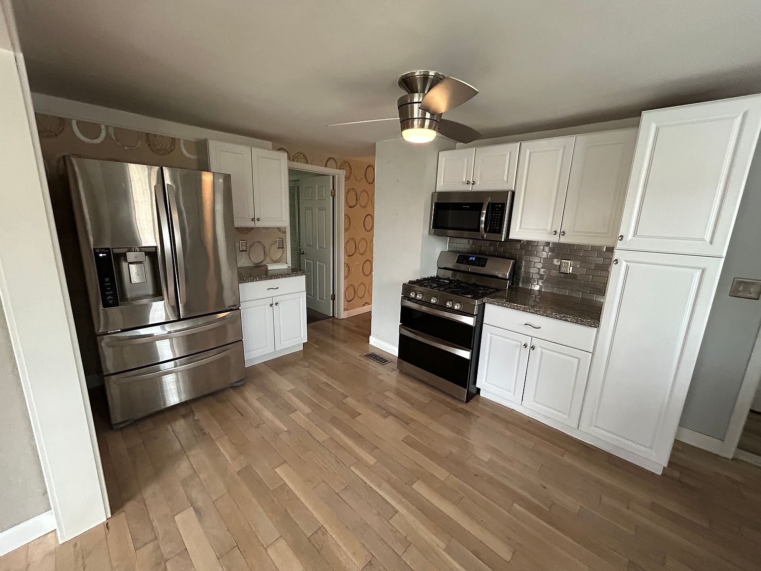59 Laverack Ave #1, Depew, NY 14043 | Zillow