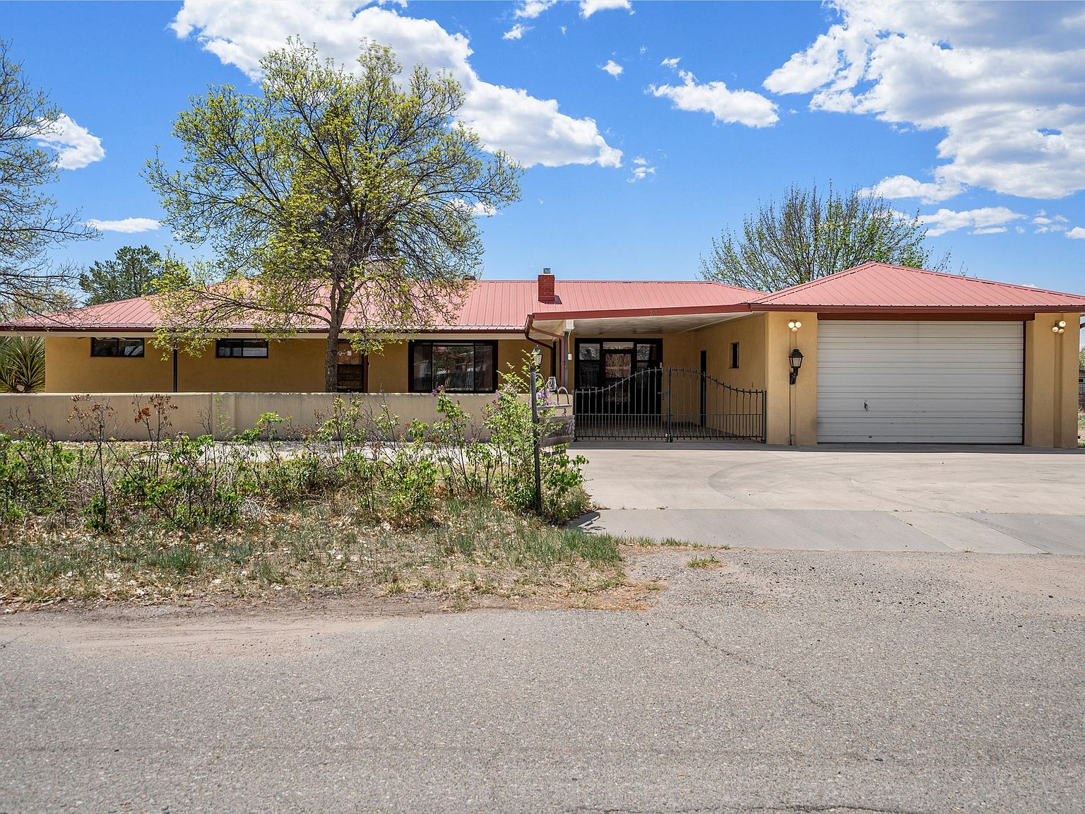 23 County Road 107, Espanola, NM 87532 | Zillow