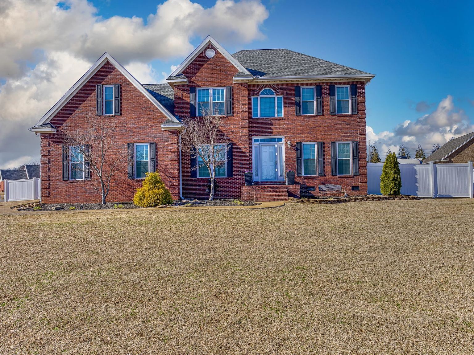 225 Mary Ellen Dr, Muscle Shoals, AL 35661 | Zillow