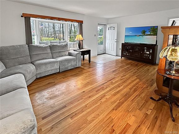 316 Hibernia Road, Salt Point, NY 12578 | Zillow