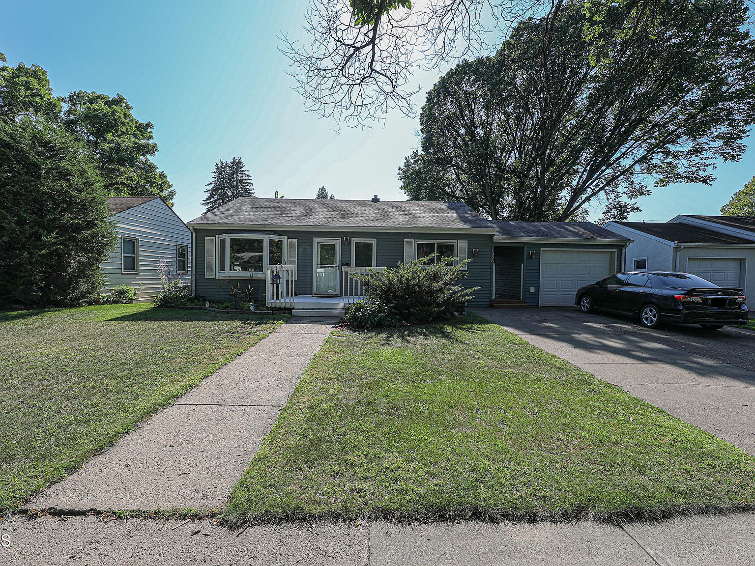 1308 N 2nd St, Bismarck, ND 58501 | MLS #4009492 | Zillow