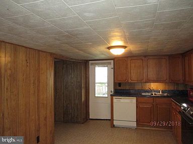 306 E Colliery Ave, Tower City, PA 17980 | Zillow