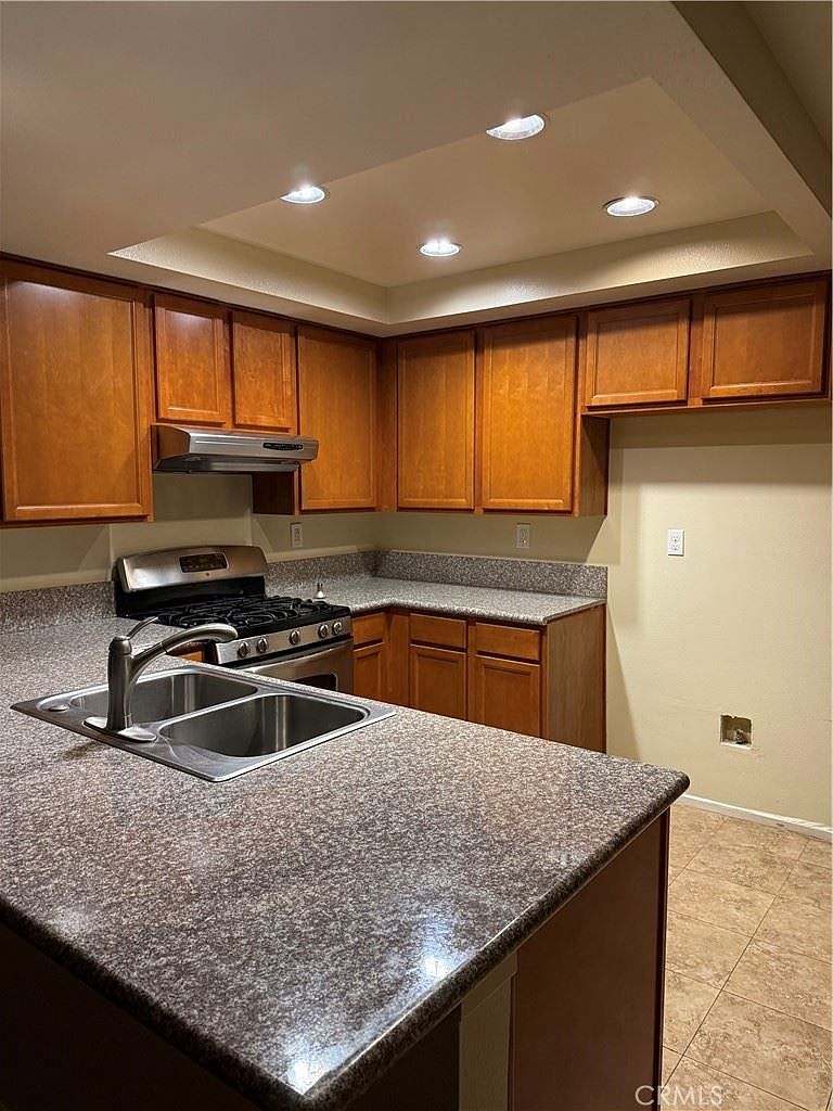 6718 Dove Ln, Riverside, CA 92506 | Zillow