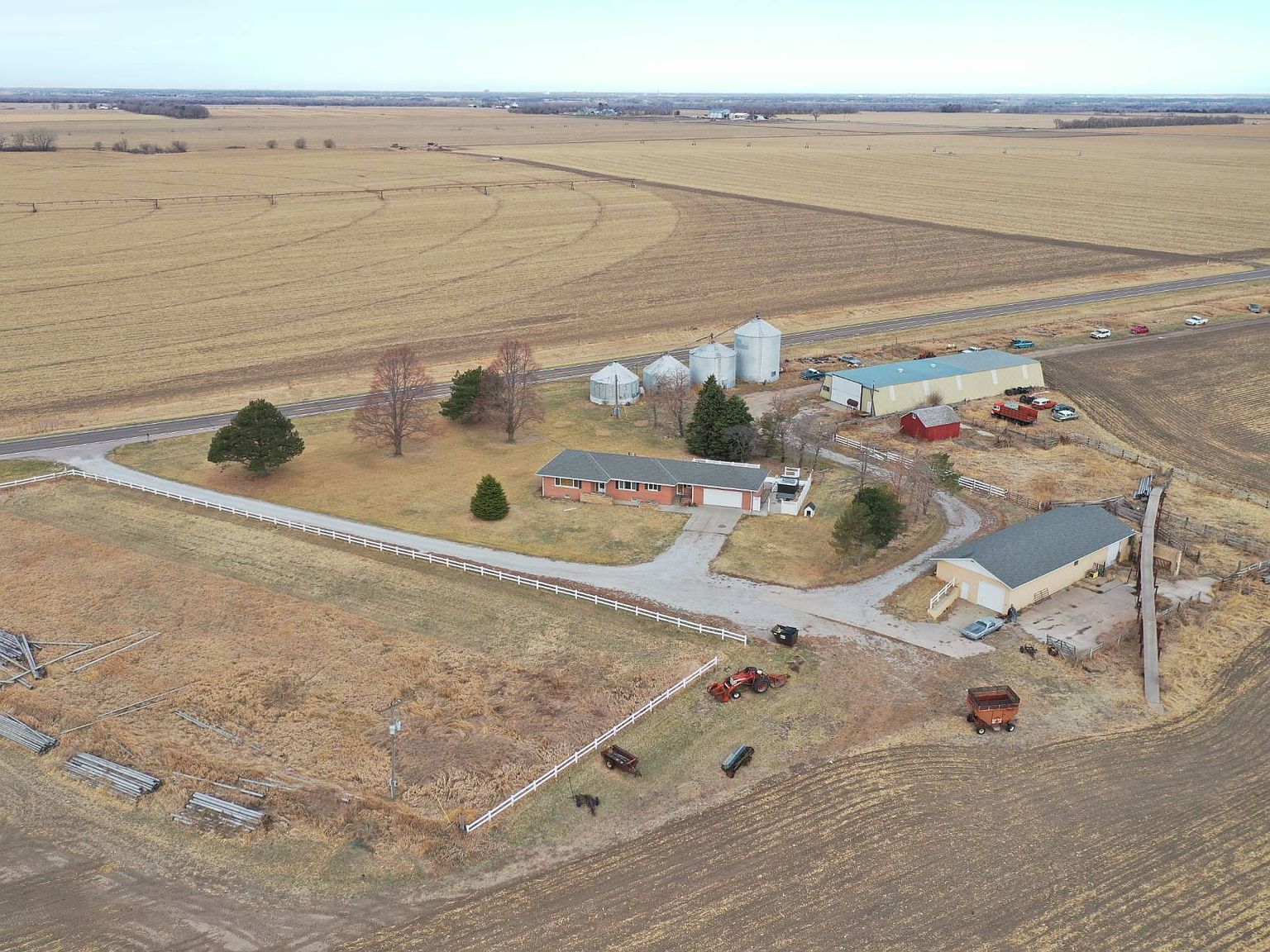 1304 Phillips Spur, Phillips, NE 68865 | Zillow