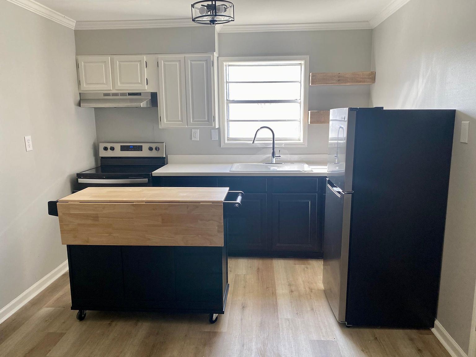 5520 Eagle Pass Dr #1A, Youngsville, LA 70592 | Zillow