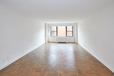 What Are Lot Line Windows in NYC Real Estate? | StreetEasy