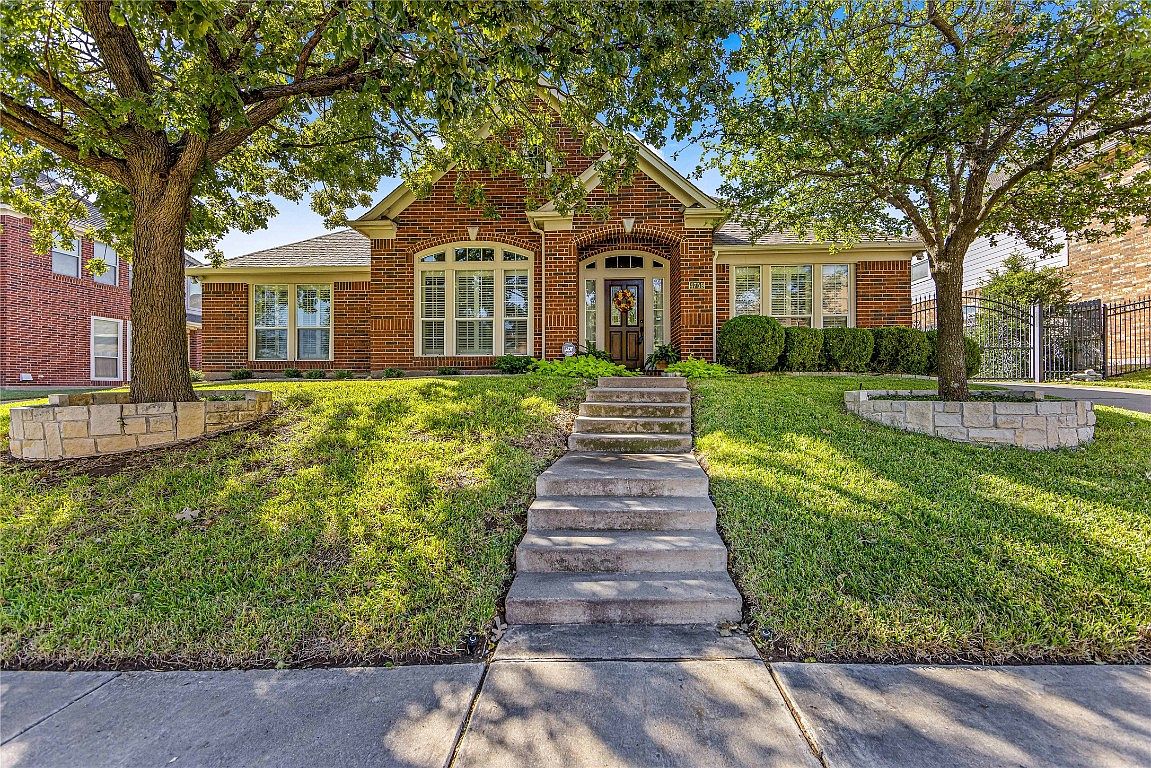 4759 Grapevine Ter, Fort Worth, TX 76123 | Zillow
