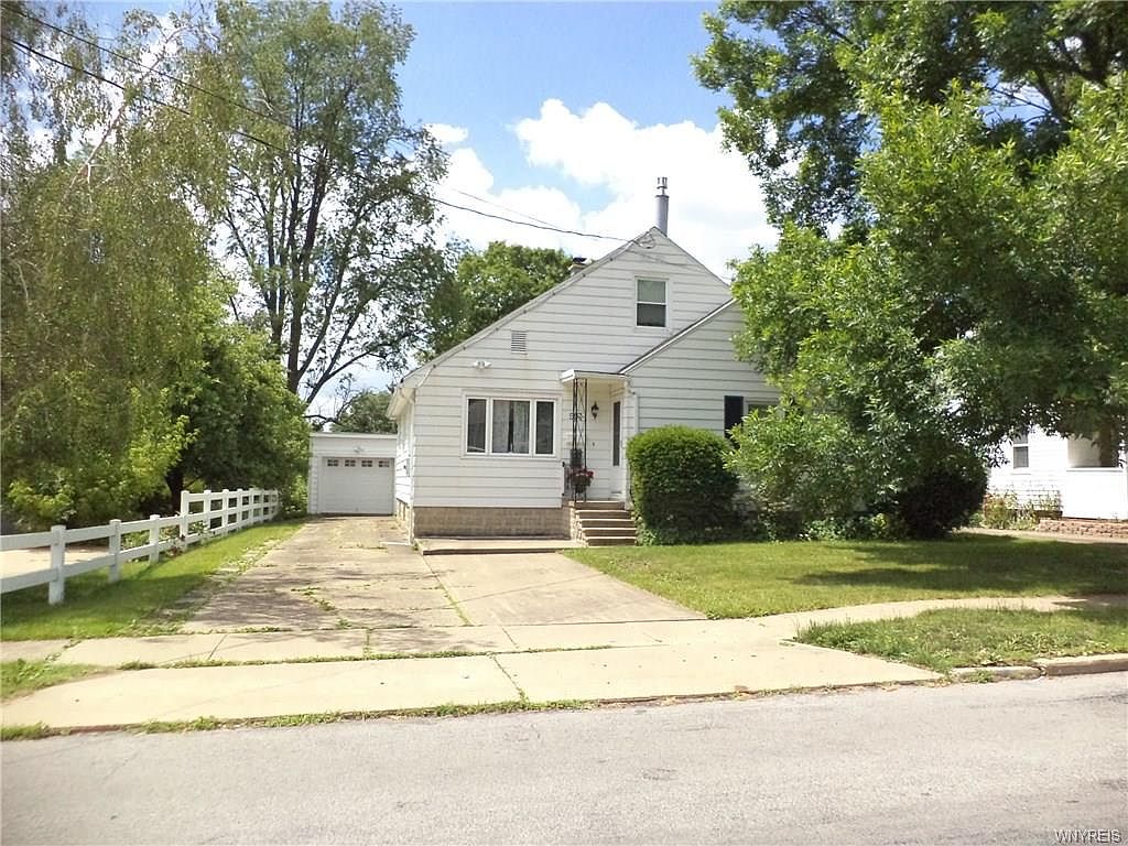 507 Queen St, Olean, NY 14760 | Zillow