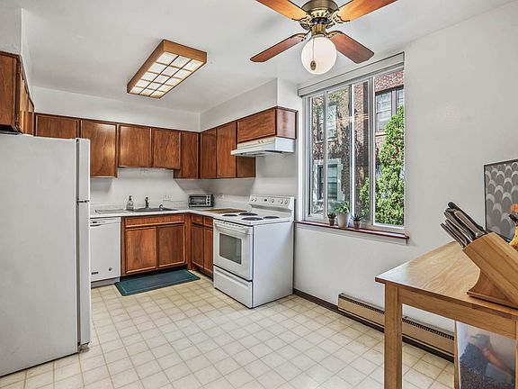 530 Hinman Ave APT 2B, Evanston, IL 60202 | MLS #11612150 | Zillow