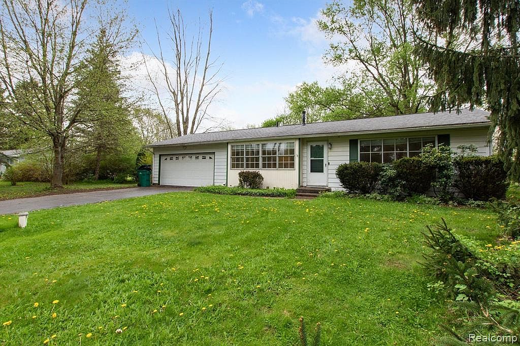 13593 Old Us Highway 12, Chelsea, MI 48118 | Zillow