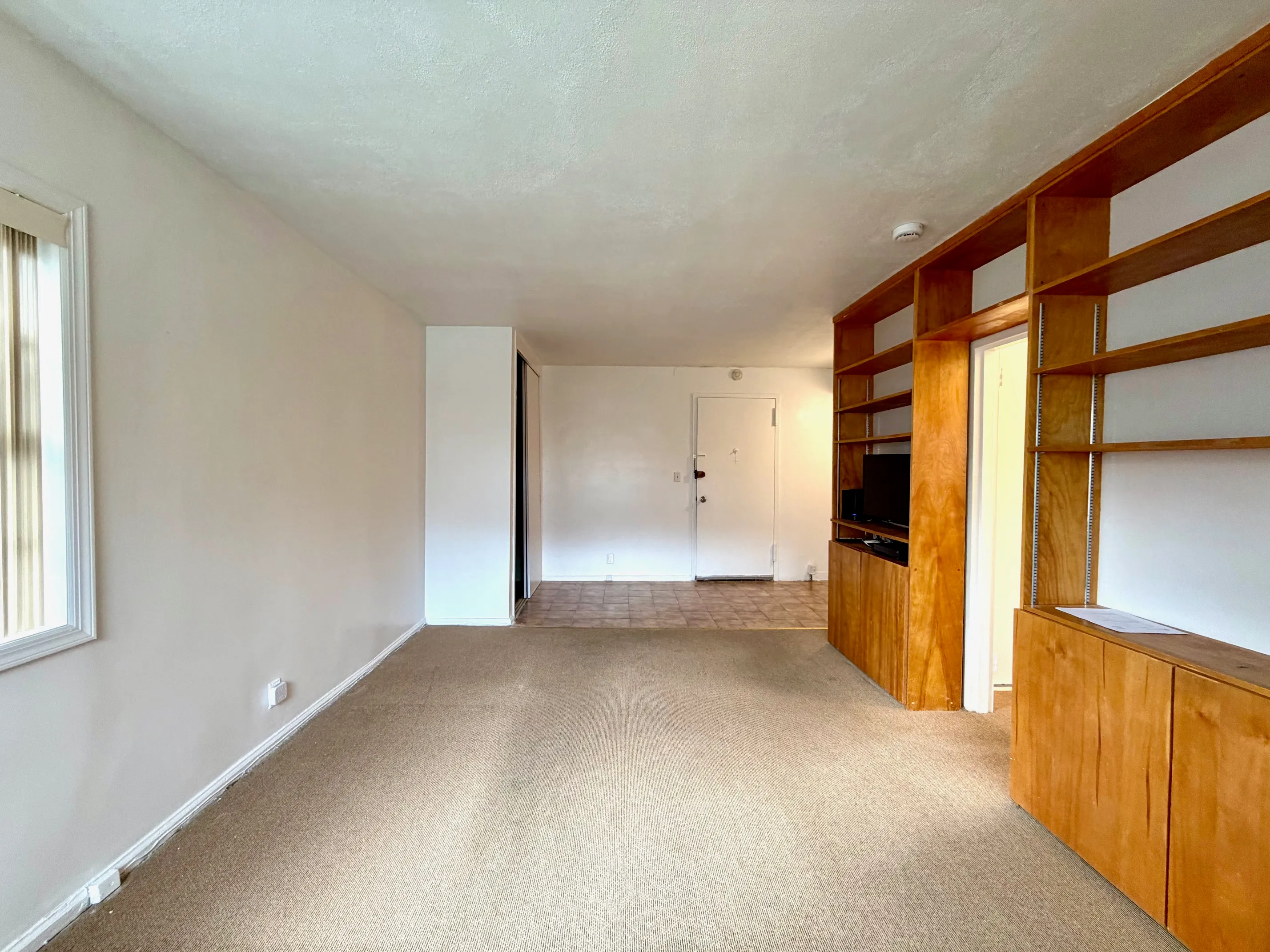 400 Fairview Avenue #2H in Fort Lee, New Jersey | StreetEasy