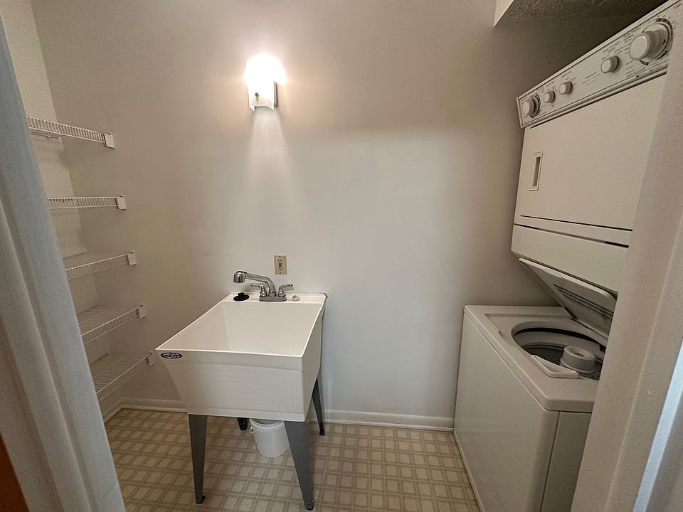 57 S Main St Johnstown OH | Zillow