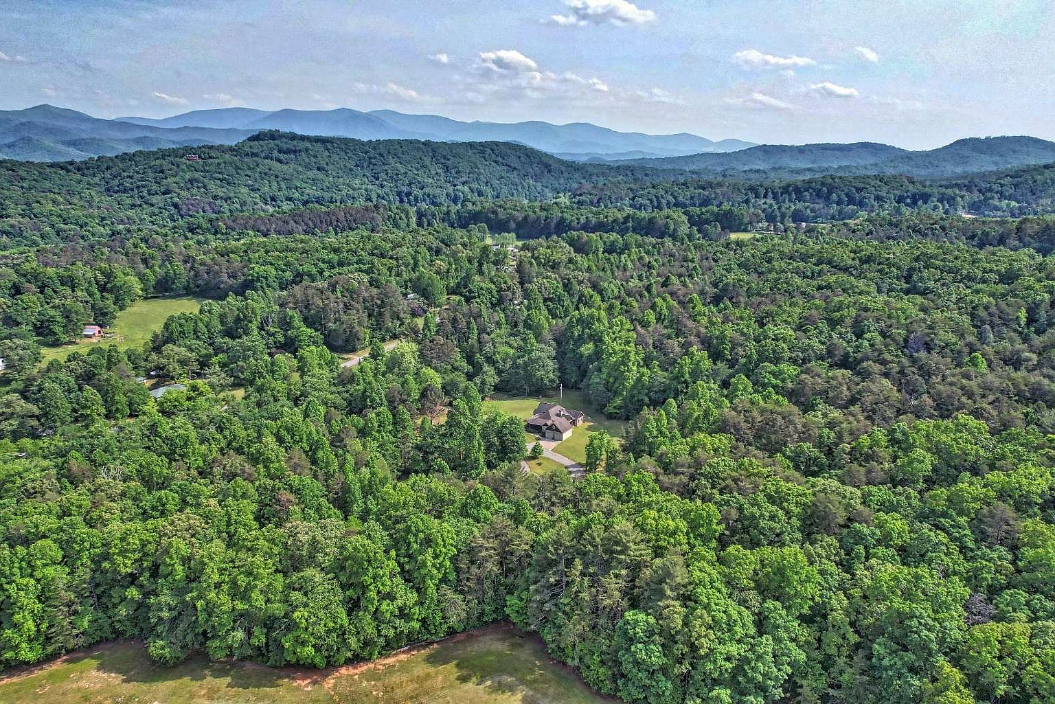2444 Sugar Creek Rd, Blue Ridge, GA 30513 | Zillow