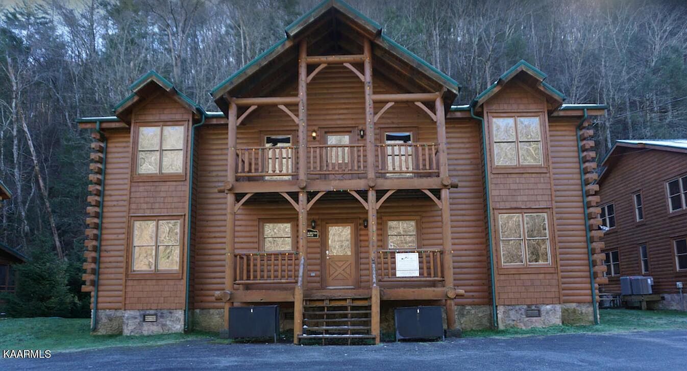 307 Caney Creek Rd, Pigeon Forge, TN 37863 | Zillow