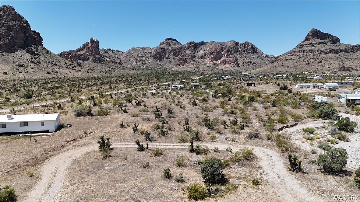 2469 S Dugas Rd, Golden Valley, AZ 86413 | Zillow