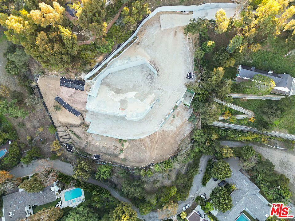 901 Strada Vecchia Rd, Los Angeles, CA 90077 | MLS #24-346149 | Zillow