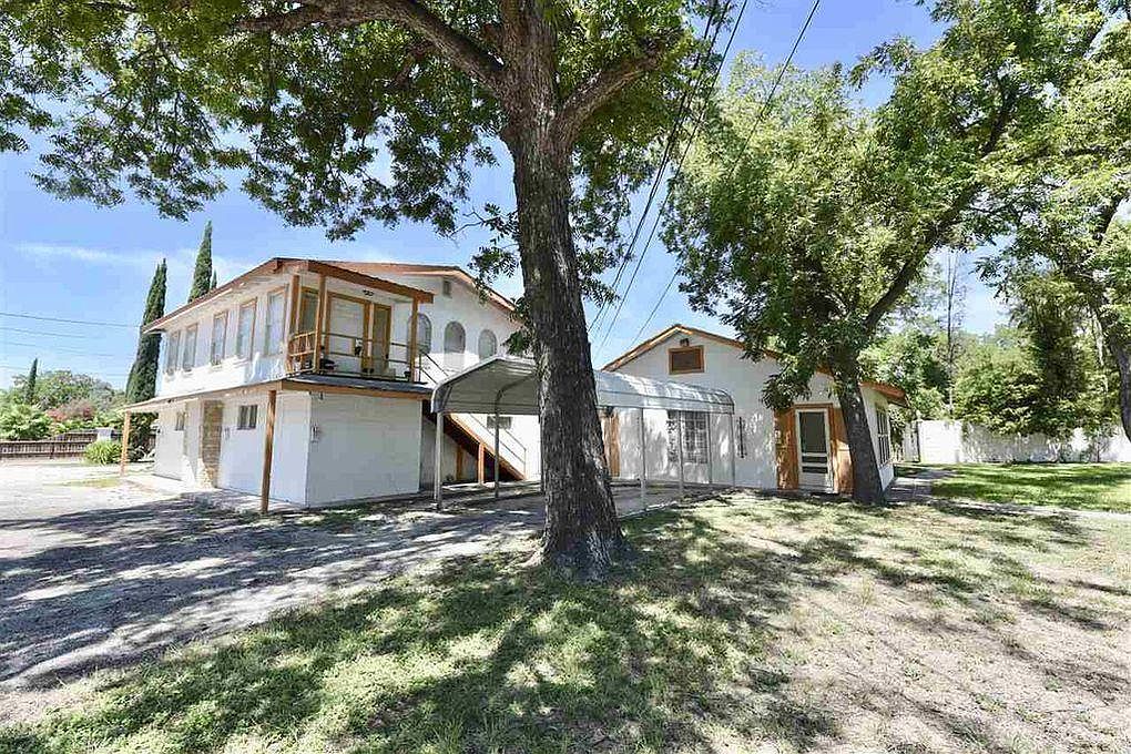 205 Wallen St #1, Del Rio, TX 78840 | Zillow