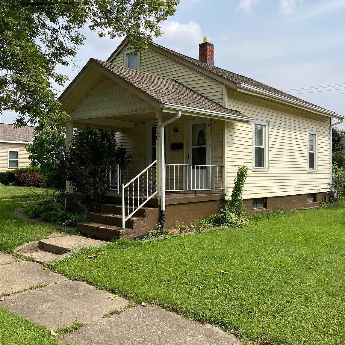 2520 Lynn Ave, Fort Wayne, IN 46805 | Zillow