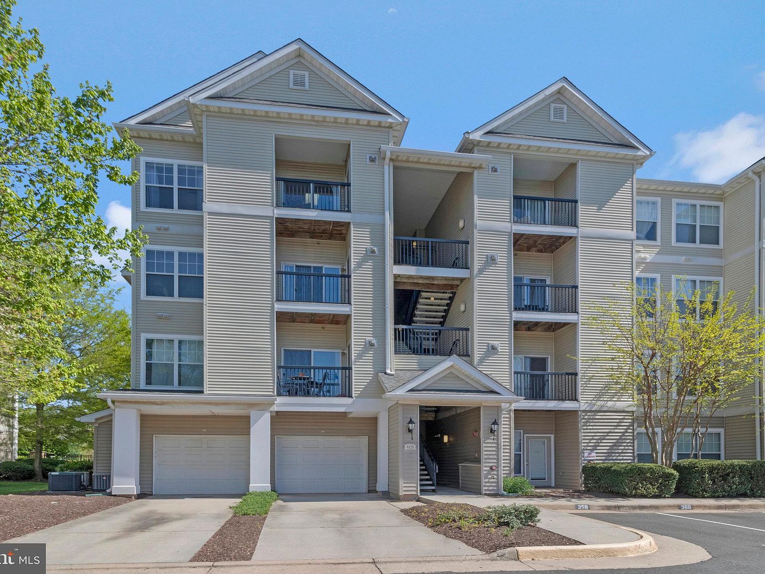 5121 Travis Edward Way SUITE 5121-J, Centreville, VA 20120 | Zillow