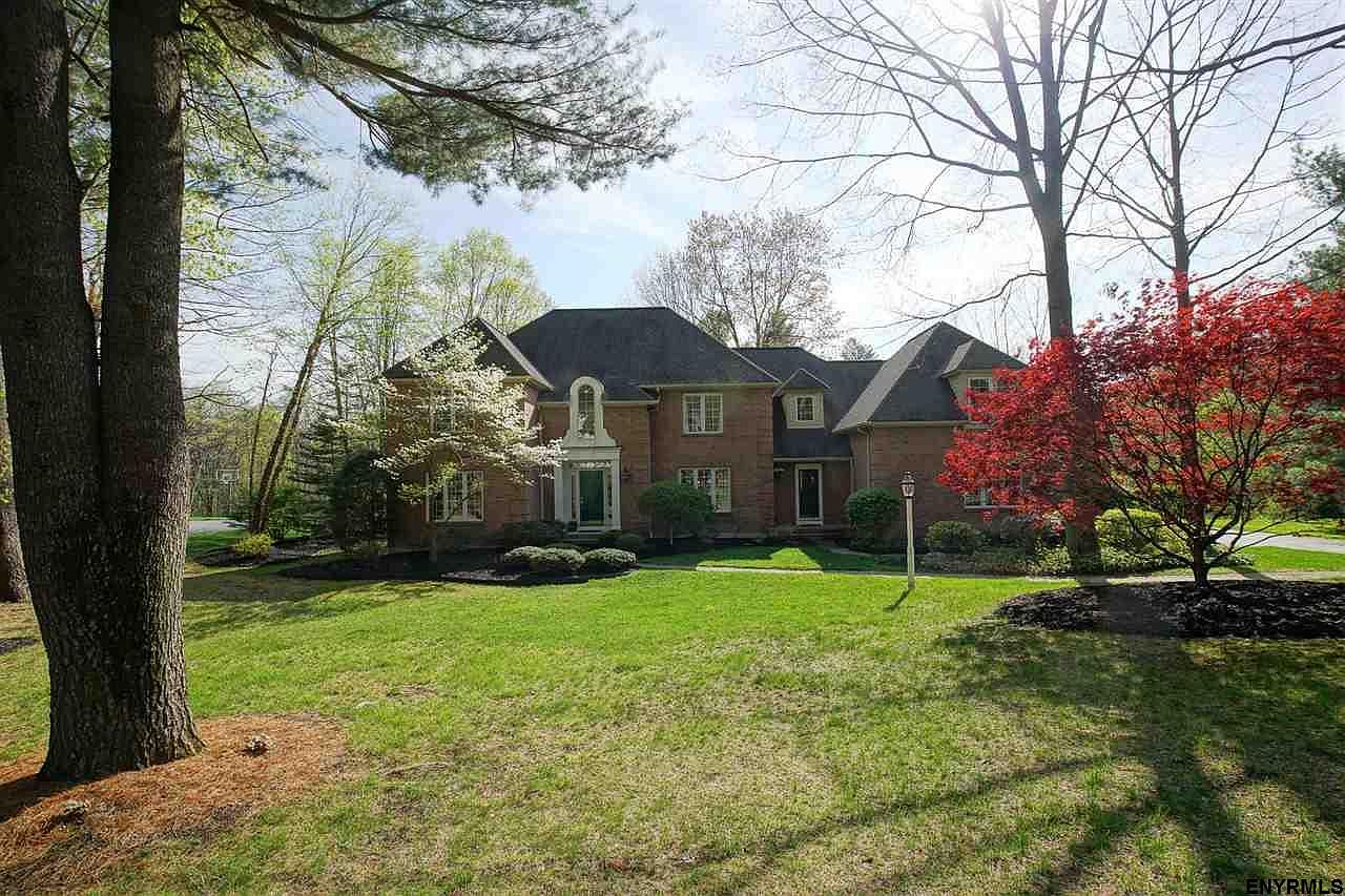 21 Hampshire Pl, Delmar, NY 12054 | Zillow