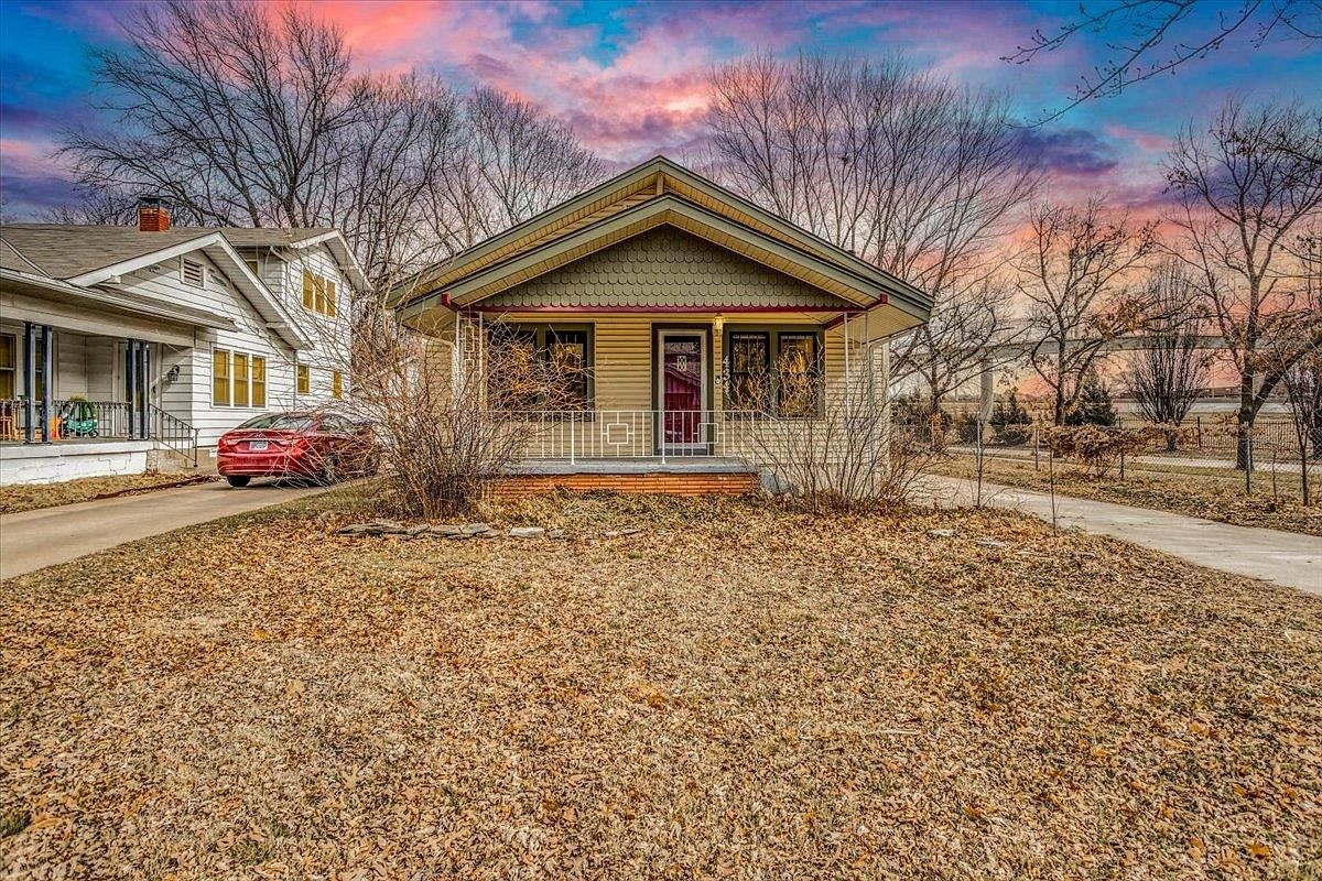 434 S Erie St, Wichita, KS 67211 | Zillow