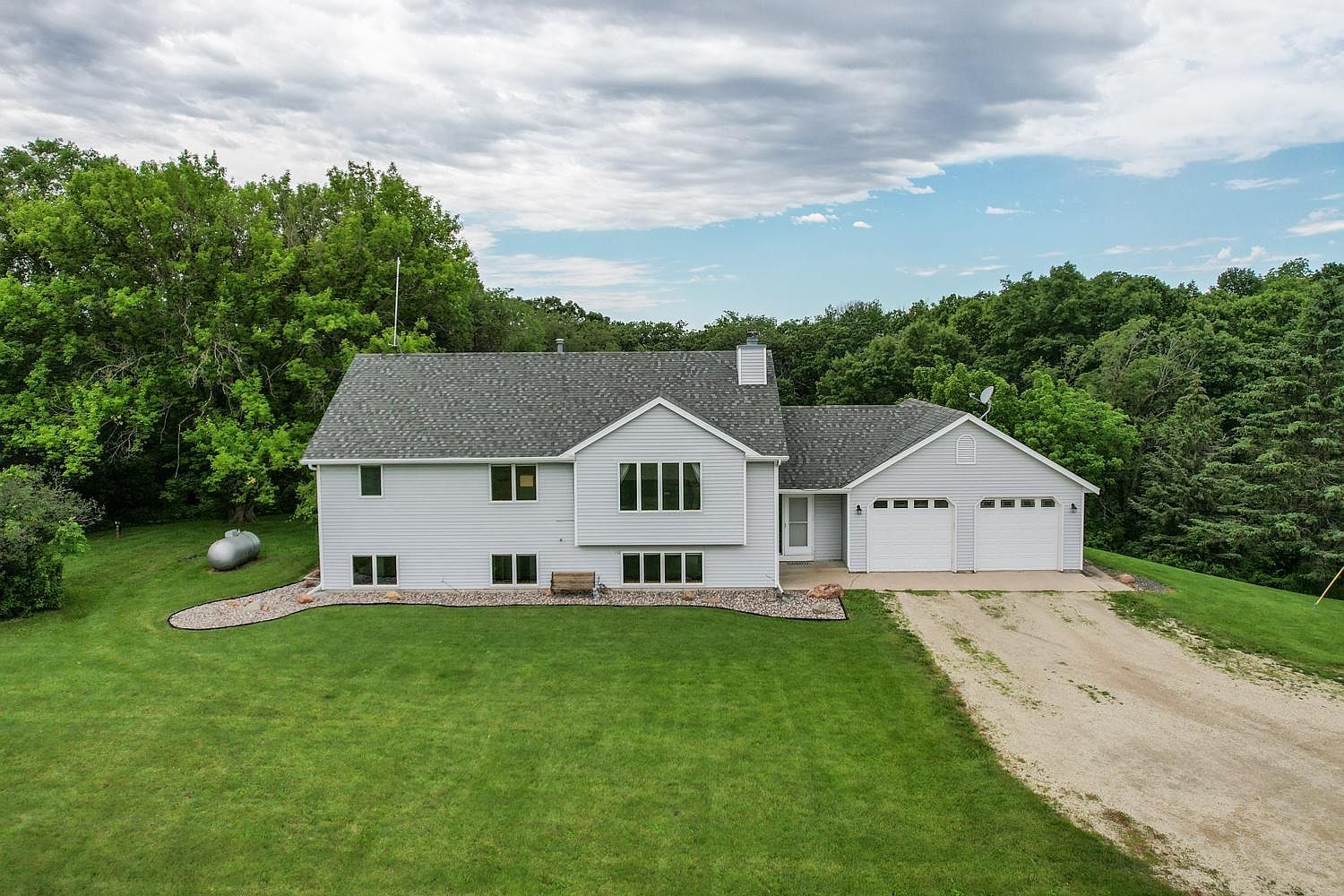6720 80th St SW, Stewartville, MN 55976 | Zillow