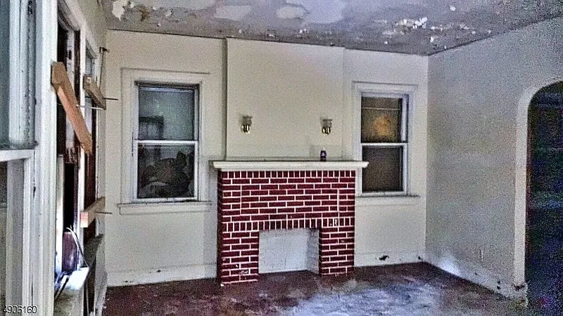 82 Poe Ave Newark NJ | Zillow