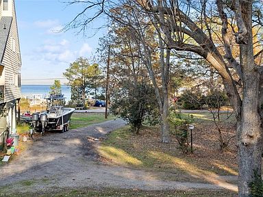 1303 Dandy Loop Rd, Yorktown, VA 23692 | Zillow