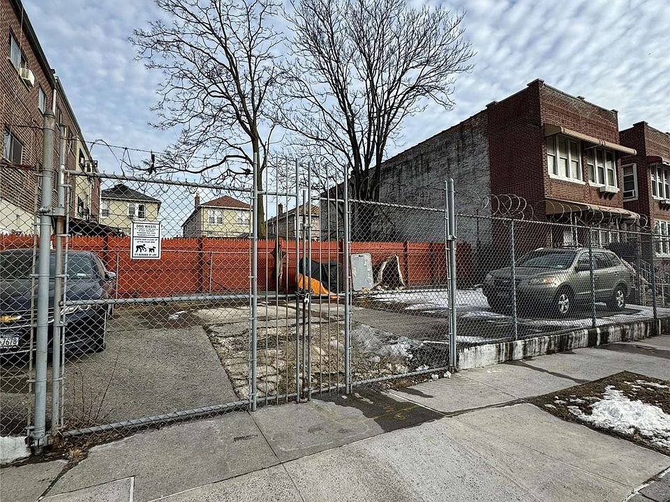 1720 E 174th St Bronx NY | Zillow