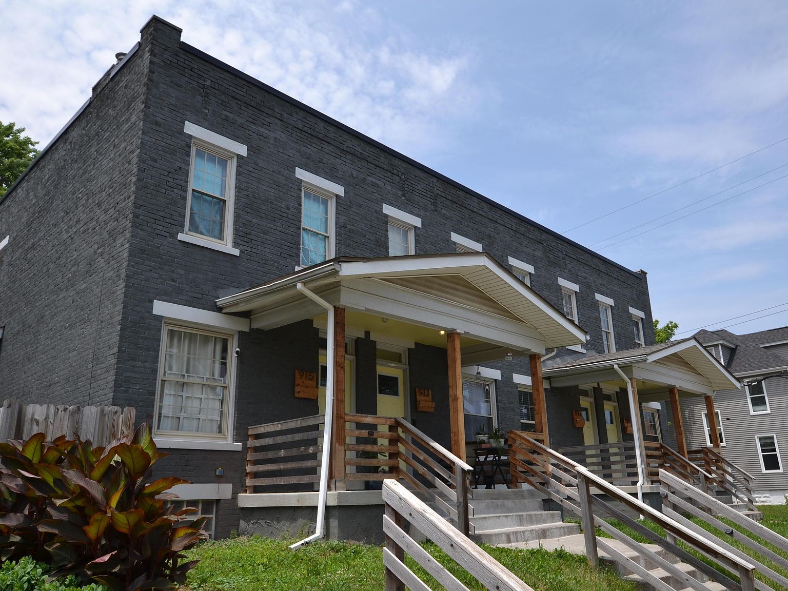 909-915 Wilson Ave, Columbus, OH 43206 | MLS #223019245 | Zillow