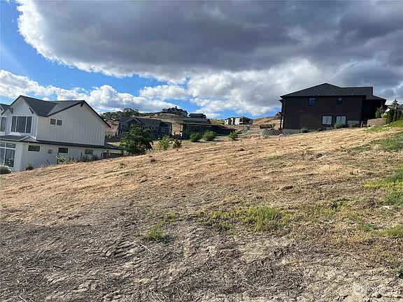 154 Apple Avenue, Chelan, WA 98816 | MLS #2249405 | Zillow