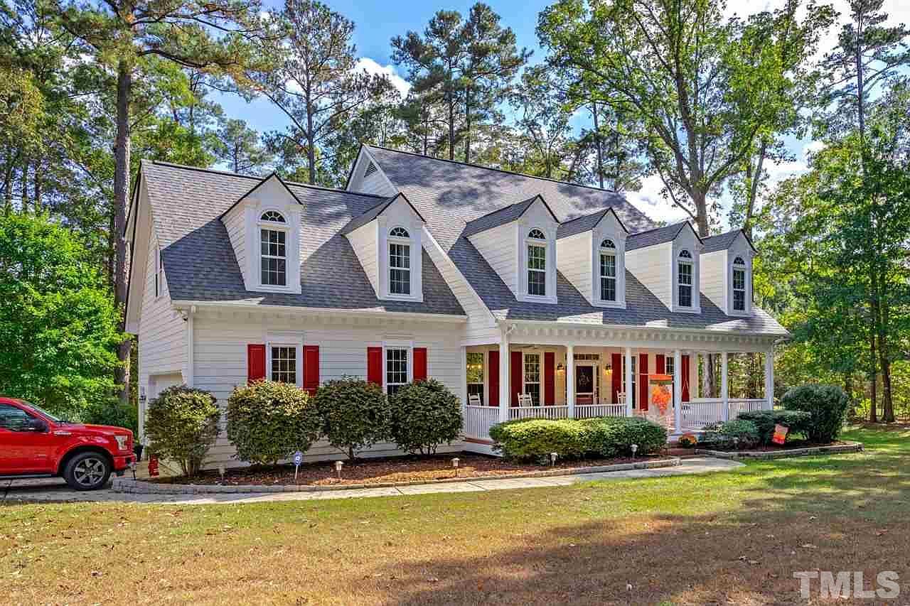 2321 Beaver Oaks Ct, Raleigh, NC 27606 | Zillow