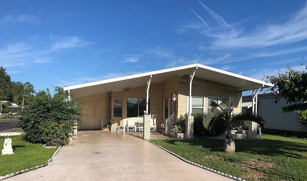 15813 Shellcrest Dr #228, North Fort Myers, FL 33917 | Zillow