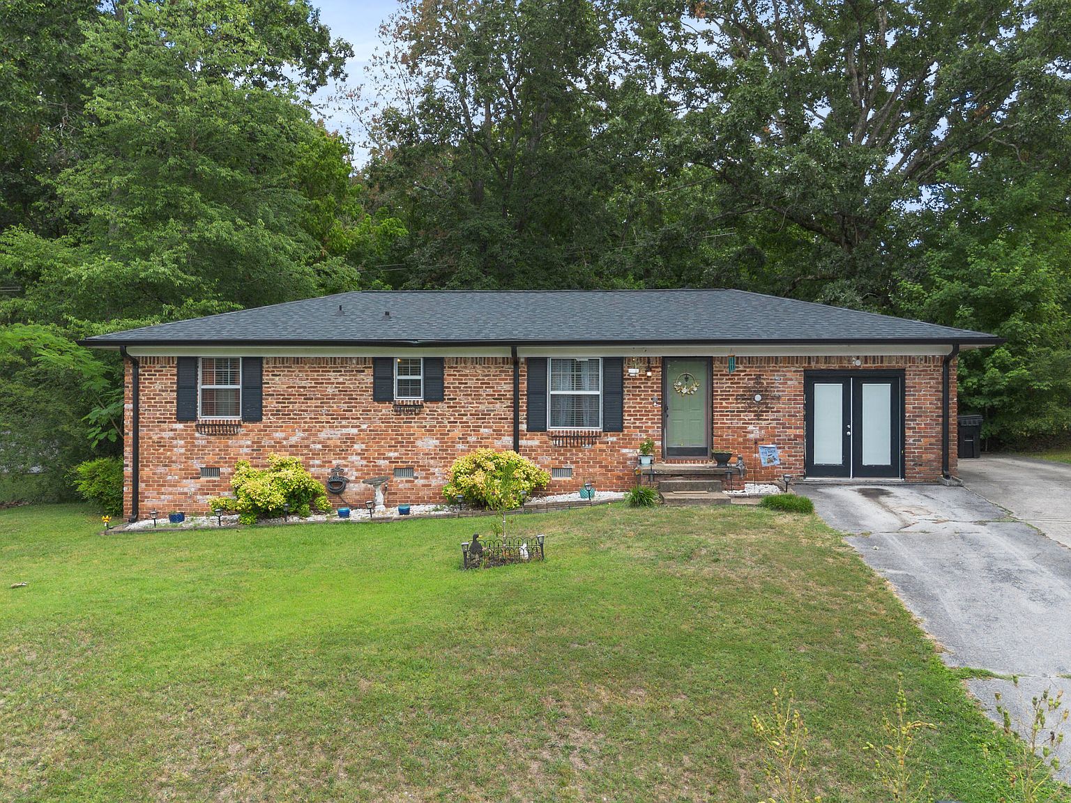 4012 E Freedom Cir, Ooltewah, TN 37363 | Zillow