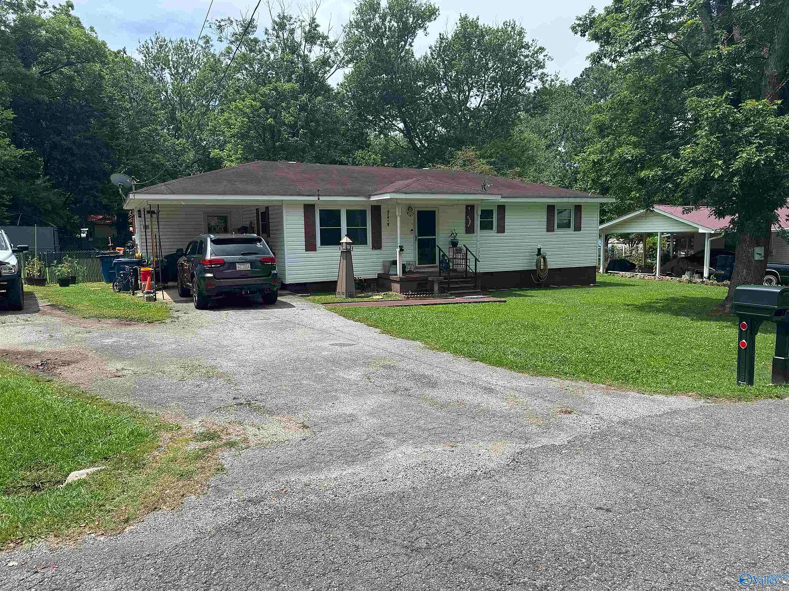 172 Charlotte Ave, Boaz, AL 35957 | Zillow