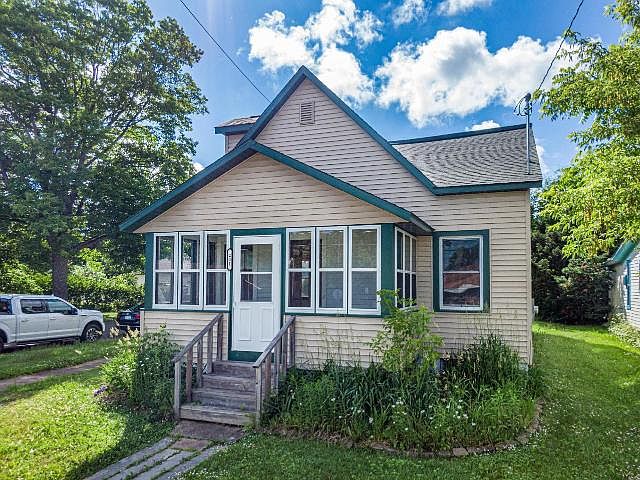 210 W Norrie St, Ironwood, MI 49938 | Zillow