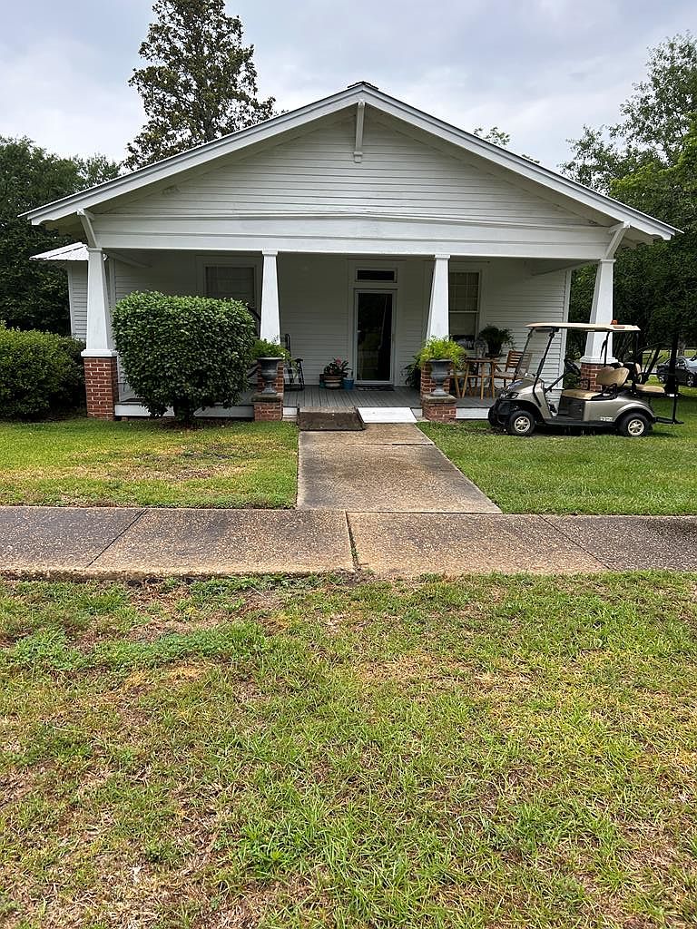 835 N 4th Ave, Rochelle, GA 31079 | MLS #57580 | Zillow