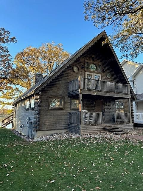 5743 & 5742 Sandy Point Rd, Rockwell City, IA 50579 | MLS #23172 | Zillow