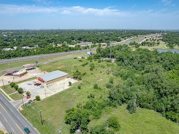 2701 NE 10th St, Oklahoma City, OK 73117 | MLS #1070428 | Zillow