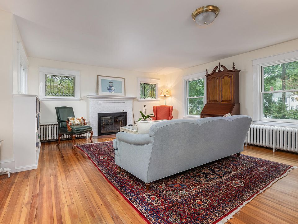 44 Cottage Farms Road, Cape Elizabeth, ME 04107 | Zillow