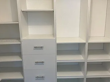 10929 NW 43rd Ln Miami FL | Zillow